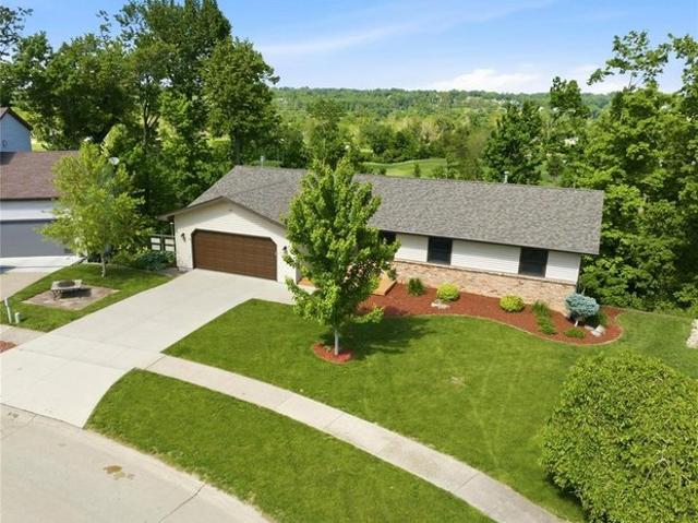 1504 Whitters Way NW, Cedar Rapids, IA 52405