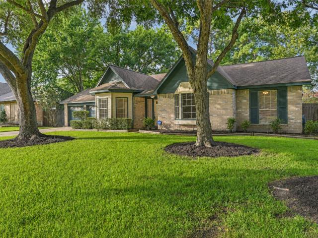1504 Windsor Drive