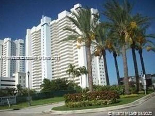 15051 Royal Oaks Ln #2504, North Miami, FL 33181