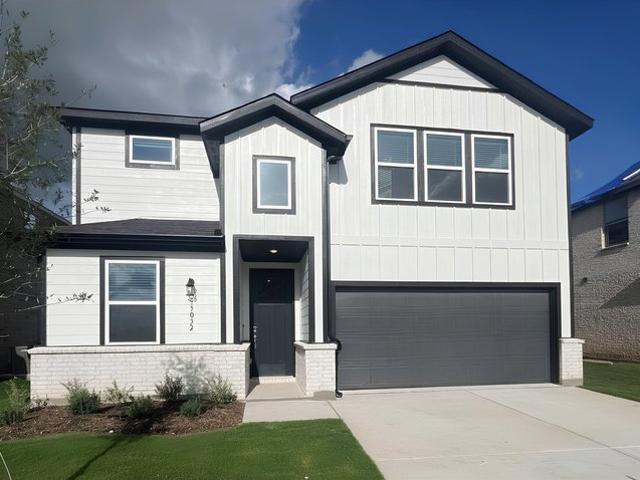 15052 Hierba Mora Dr, Fort Worth, TX 76052