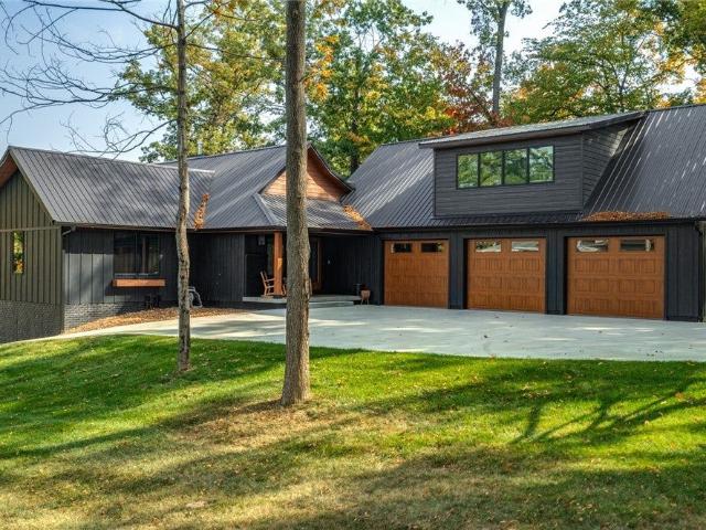 15052 N 16th Ave, Effingham, IL