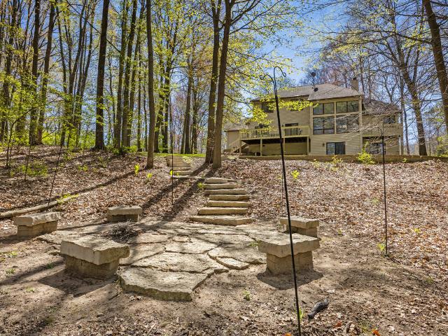 15056 Oakwood Drive