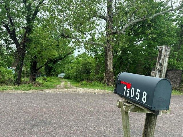 15058 th St, Bonner Springs, KS 66012