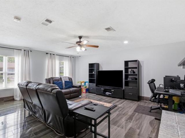 1505 Montclair St, Arlington, TX 76015