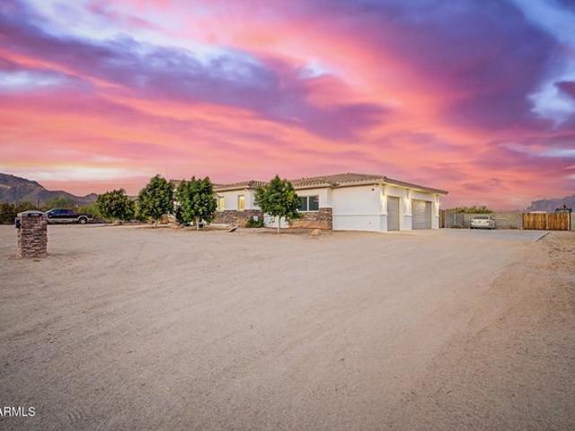 1505 N 107th Pl, Mesa, AZ 85207