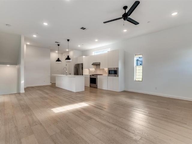 1505 N Garrett Avenue # 105