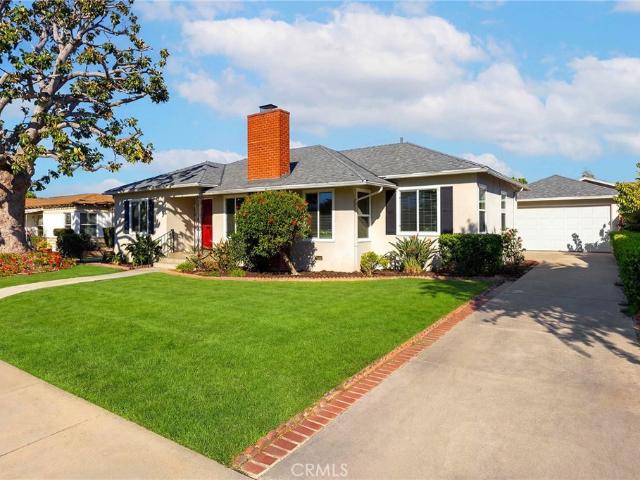 1505 N Rosewood Avenue