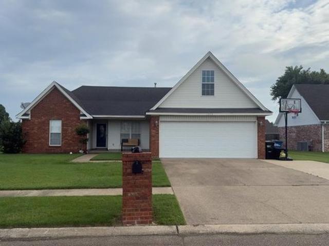 1505 Ashwood Cir, West Memphis, AR 72301