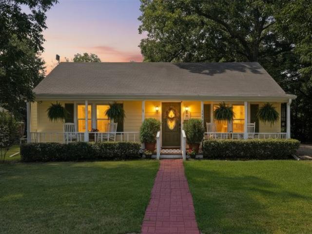 1505 Bonham St, Commerce, TX 75428