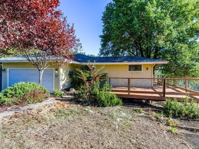 1505 Casteel Dr, Willits, CA 95490