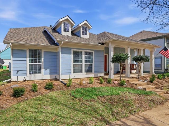 1505 Carriage Lane