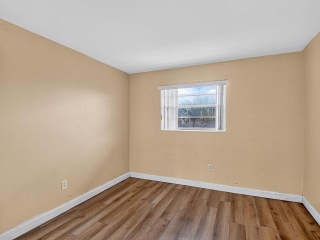 1505 Crescent Cir, Unit B24, Lake Park, FL 33403 | MLS #B26050