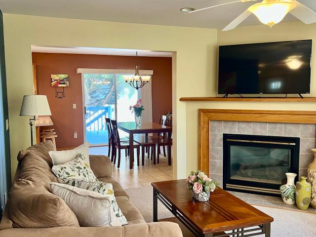 1505 Dayflower Drive
