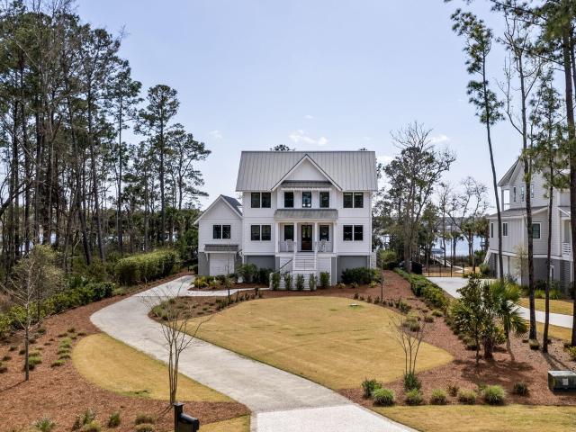 1505 E Deep Creek Overlook