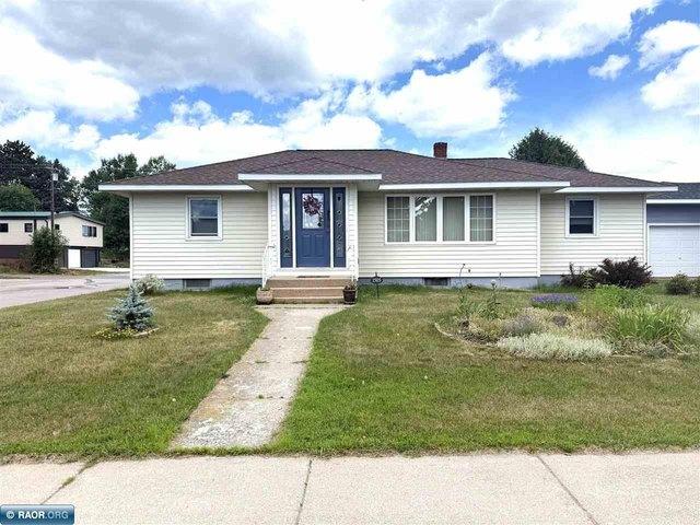 1505 E Harvey St, Ely, MN 55731