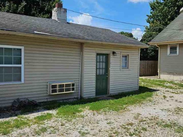 1505 Lincoln Ave. Studio Apartment for Rent at 1505 Lincoln Ave, Evansville, IN 47714 Lincoln Bellemeade