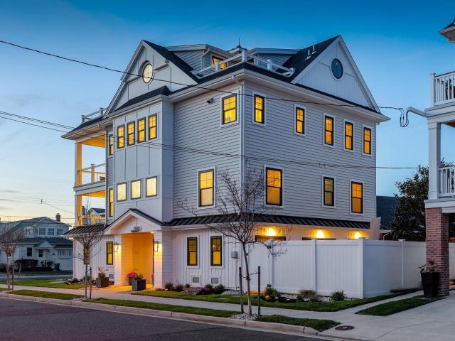 1505 Pleasure Ave