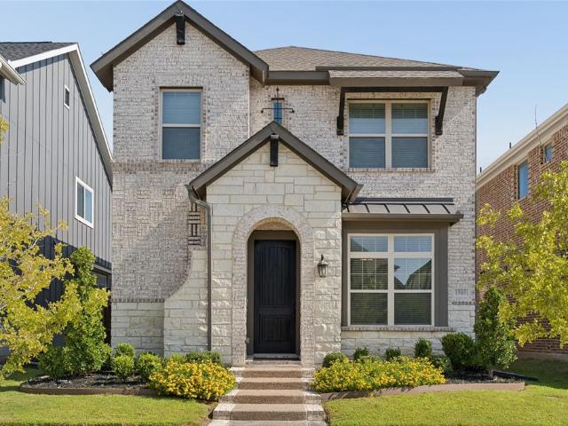 1505 Rose Willow Way
