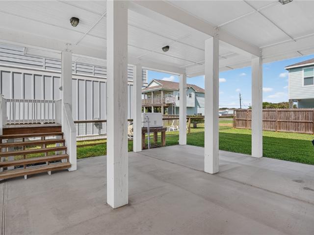 1505 S Live Oak Street