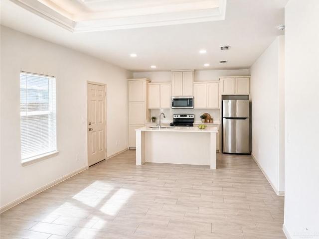 1505 Shavano Drive 3