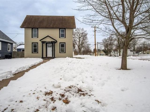 1505 Sherwin Ave, Eau Claire, WI 54701