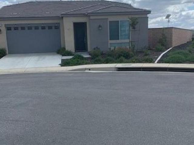 1505 Vlg Grn Wy, Beaumont, CA 92223
