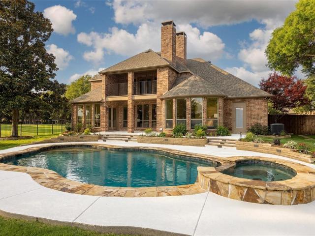 1505 Woodhaven Drive