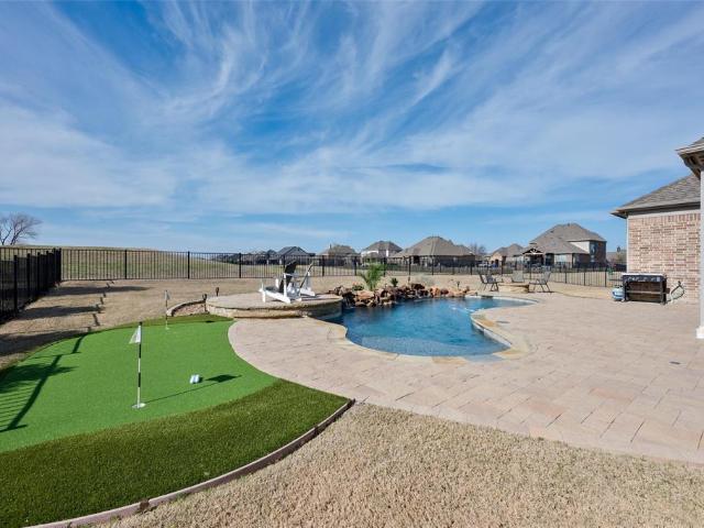 1505 Wolf Ridge Run