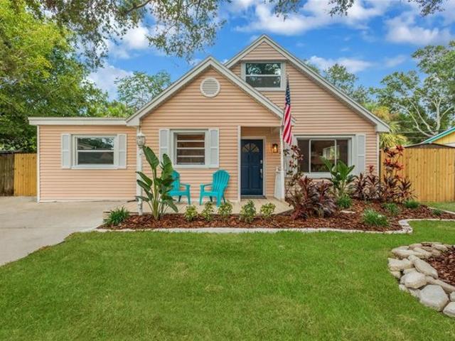 15065 Newport Rd, Clearwater, FL 33764