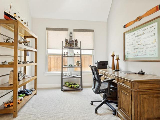 1506 Miracle Mile Trail
