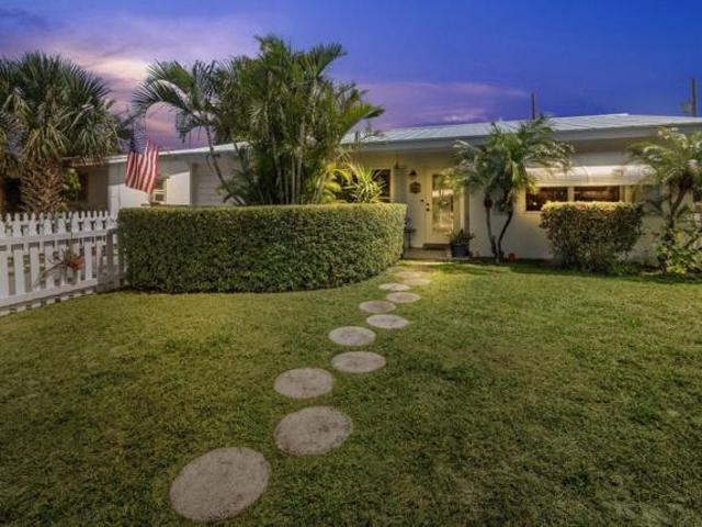 1506 N J Terrace, Lake Worth Beach, FL 33460