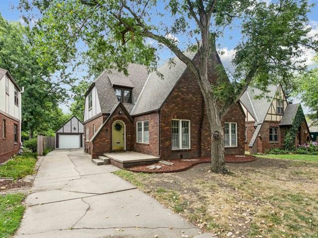 1506 N Woodrow Ave, Wichita, KS 67203