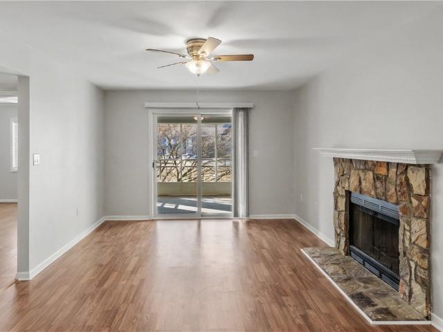 1506 North Lake Drive 15 F