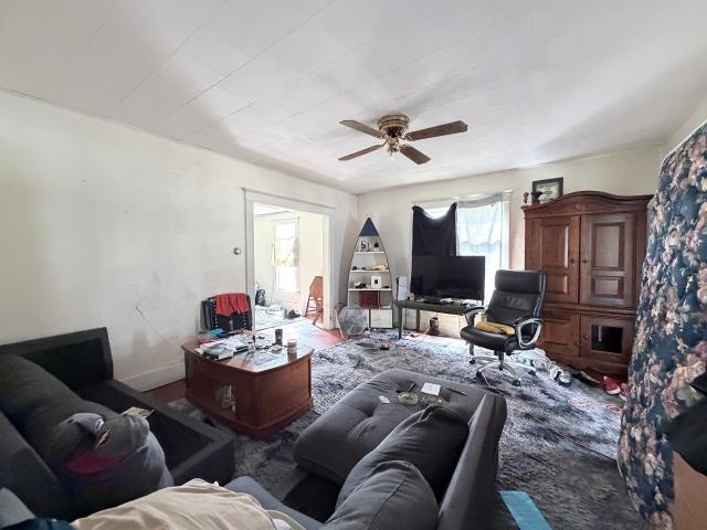 1506 Center Street