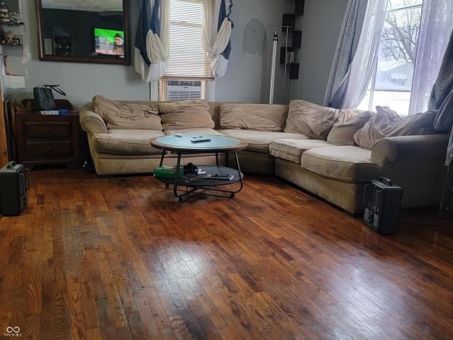 1506 E 24th St, Muncie, IN 47302 | MLS #22074 | Compass