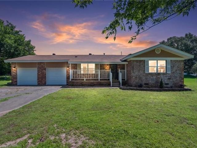 1506 Eastgate Est, Van Buren, AR 72956