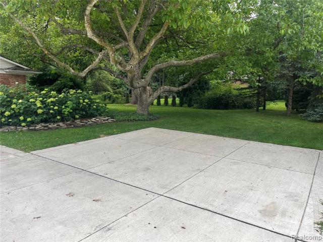 1506 Ledbury Drive