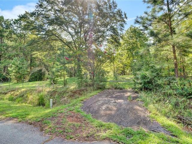 1506 Park Ridge Dr, Seneca, SC 29672