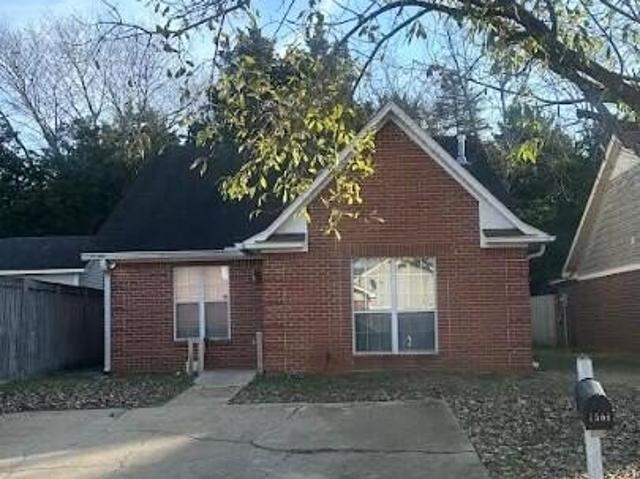 1506 Remington Dr, Tupelo, MS 38801