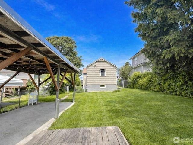 1506 S 43rd St, Tacoma, WA 98418