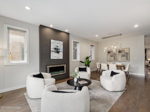 1506 W Superior Street # 1