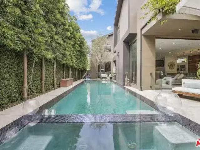 1506 Walnut Ave, Venice, CA 90291