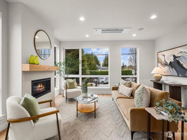 1506 6th St W, Kirkland, WA 98033 | MLS #2489 | Compass