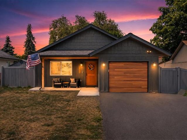 1506 6th St E, Polson, MT 59860