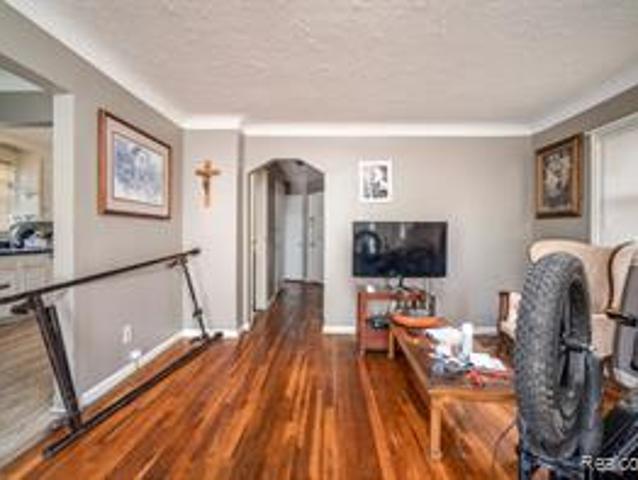 15070 Evanston Street