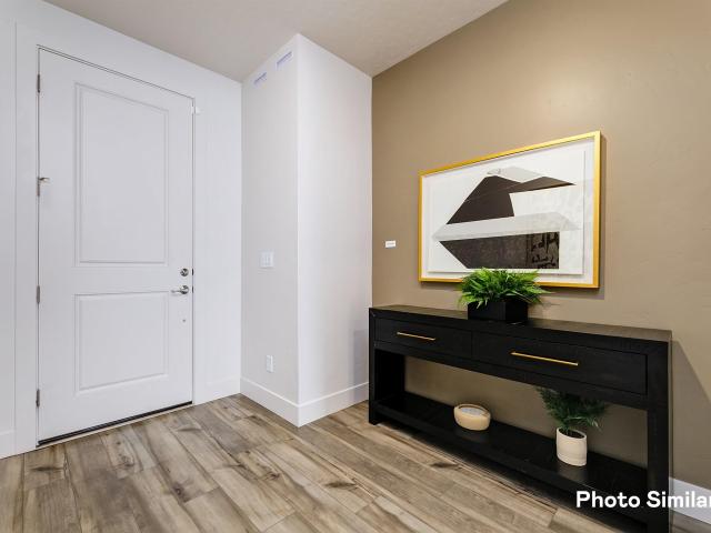 15072 Irisation Ave