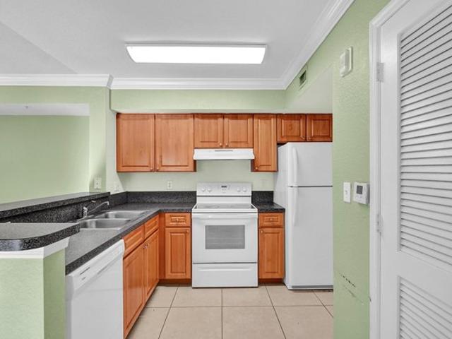 15075 Michelangelo Blvd Apt 103, Delray Beach, FL 33446