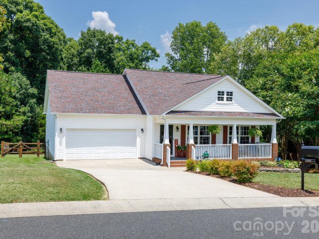 1507 Meadow Glen Lane