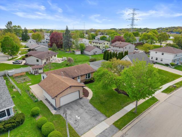 1507 Mohawk Ln