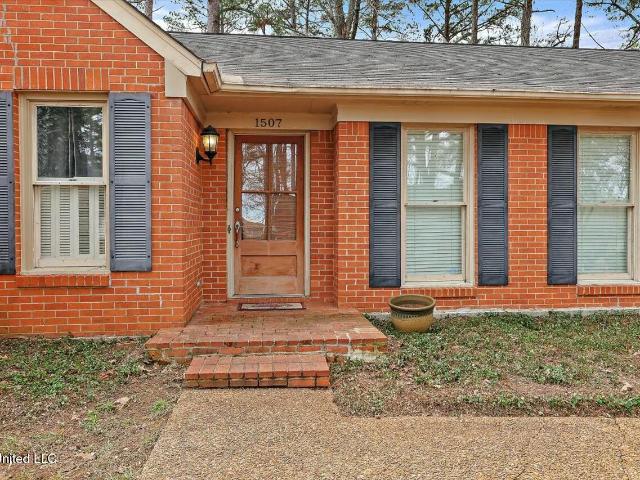 1507 Northlake Circle